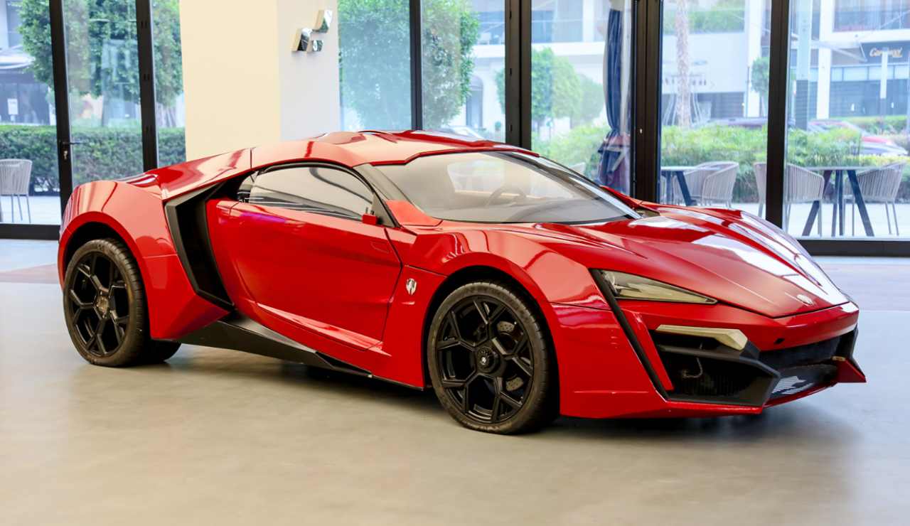Likan HyperSport: Hypercar sconosciuta vista da milioni di persone - Video