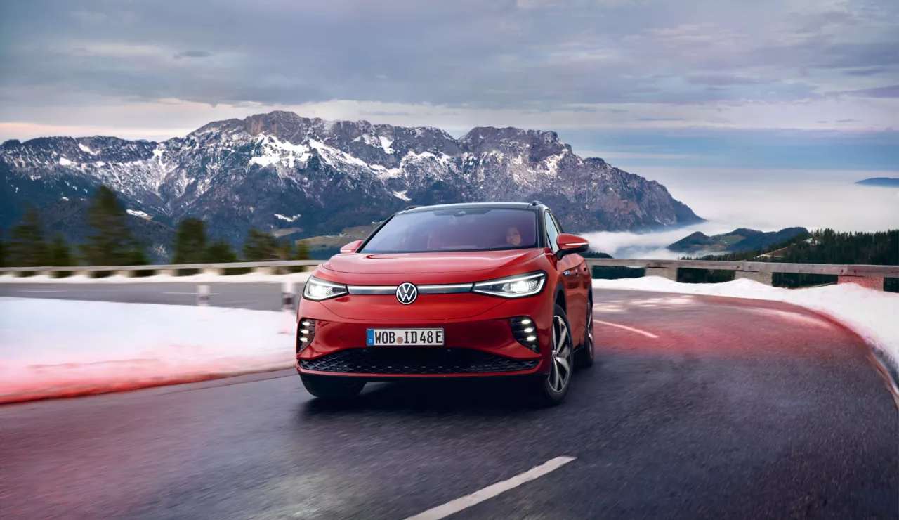 Volkswagen, il DNA sportivo prima di tutto: ecco la nuova ID.4 GTX