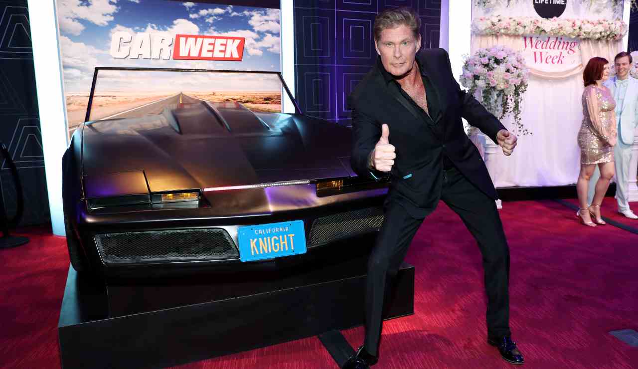 Supercar: torna la serie tv con Michael Knight stavolta a bordo della ...