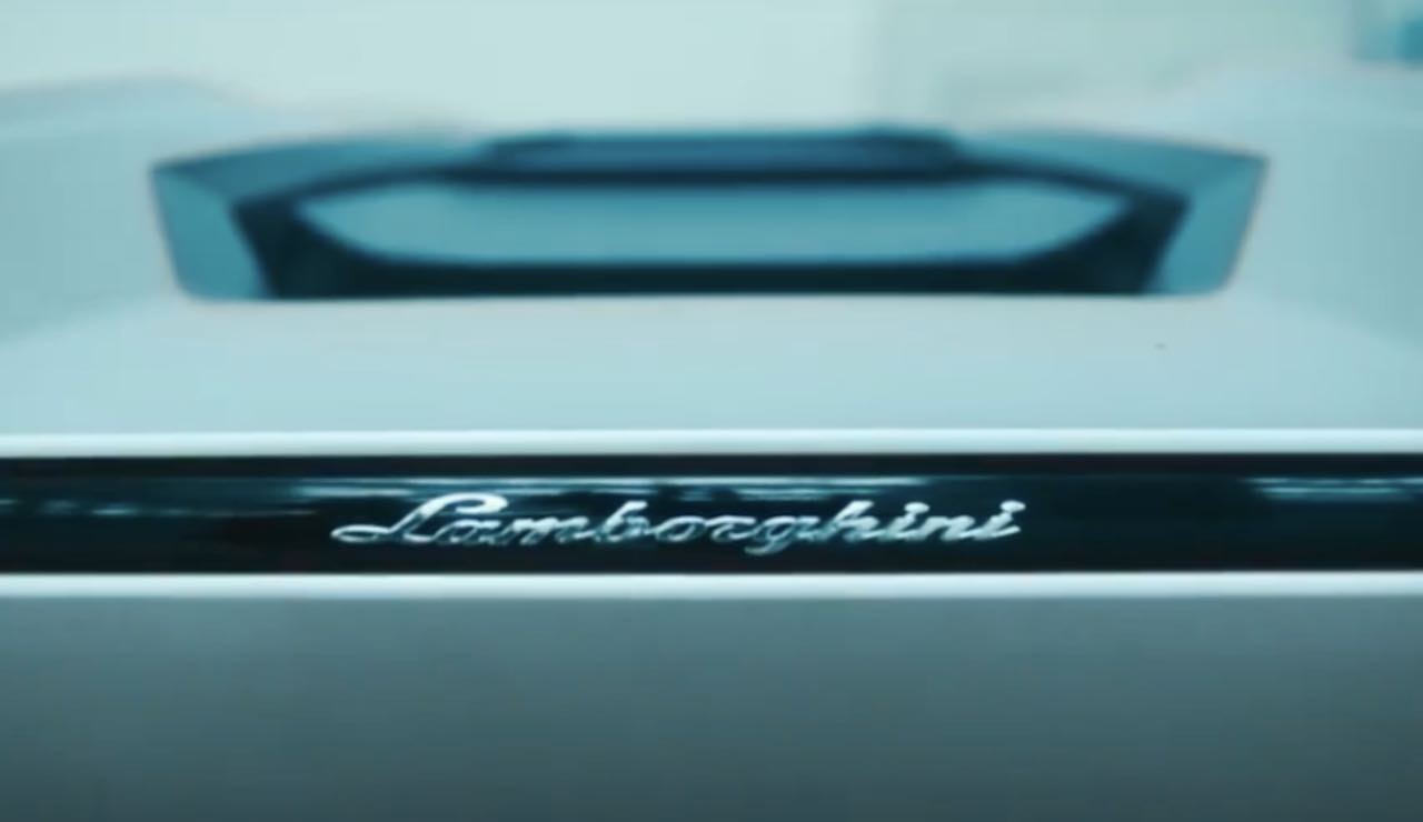 Lamborghini: è ufficiale, in arrivo la nuova Countach | ecco le foto ...