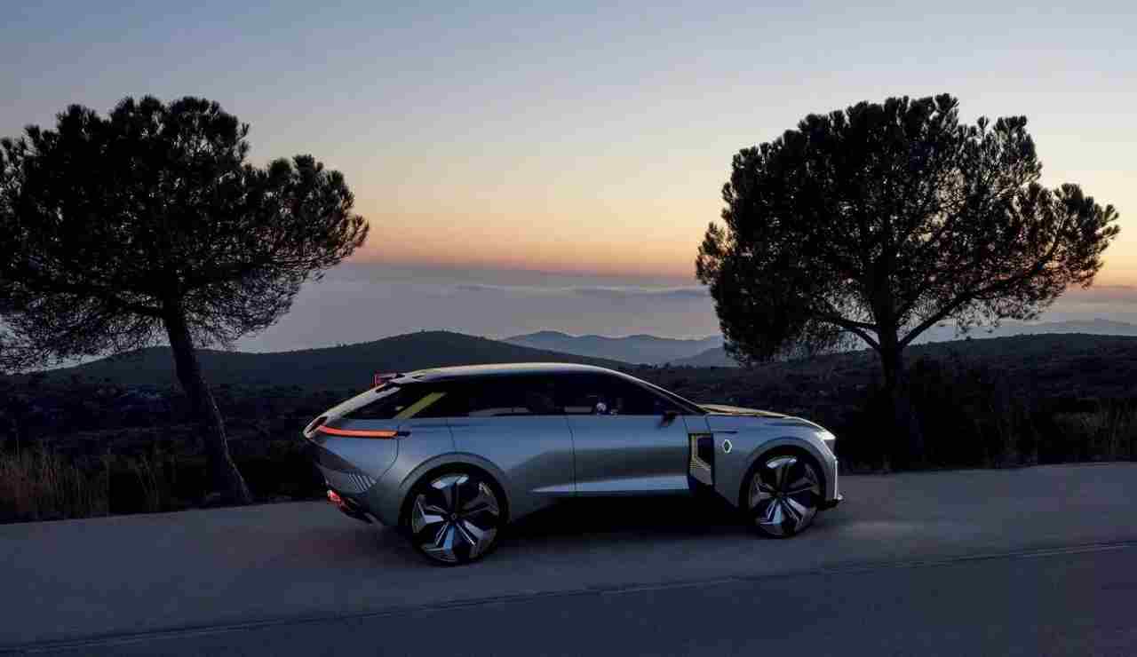 Renault Morhpoz, il concept futuristico è già realtà: un'auto ...
