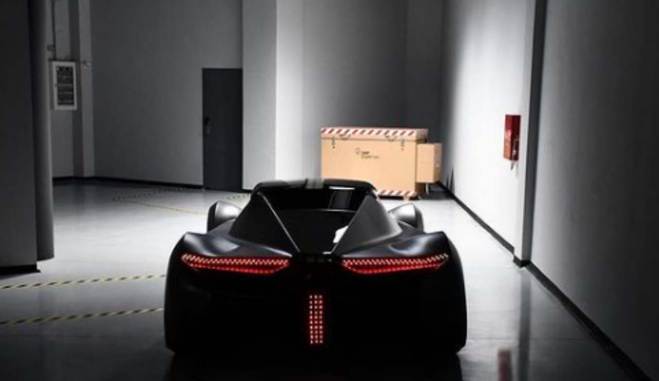 Arriva dalla Grecia, la hypercar che dichiara "guerra" a Bugatti con 3. ...