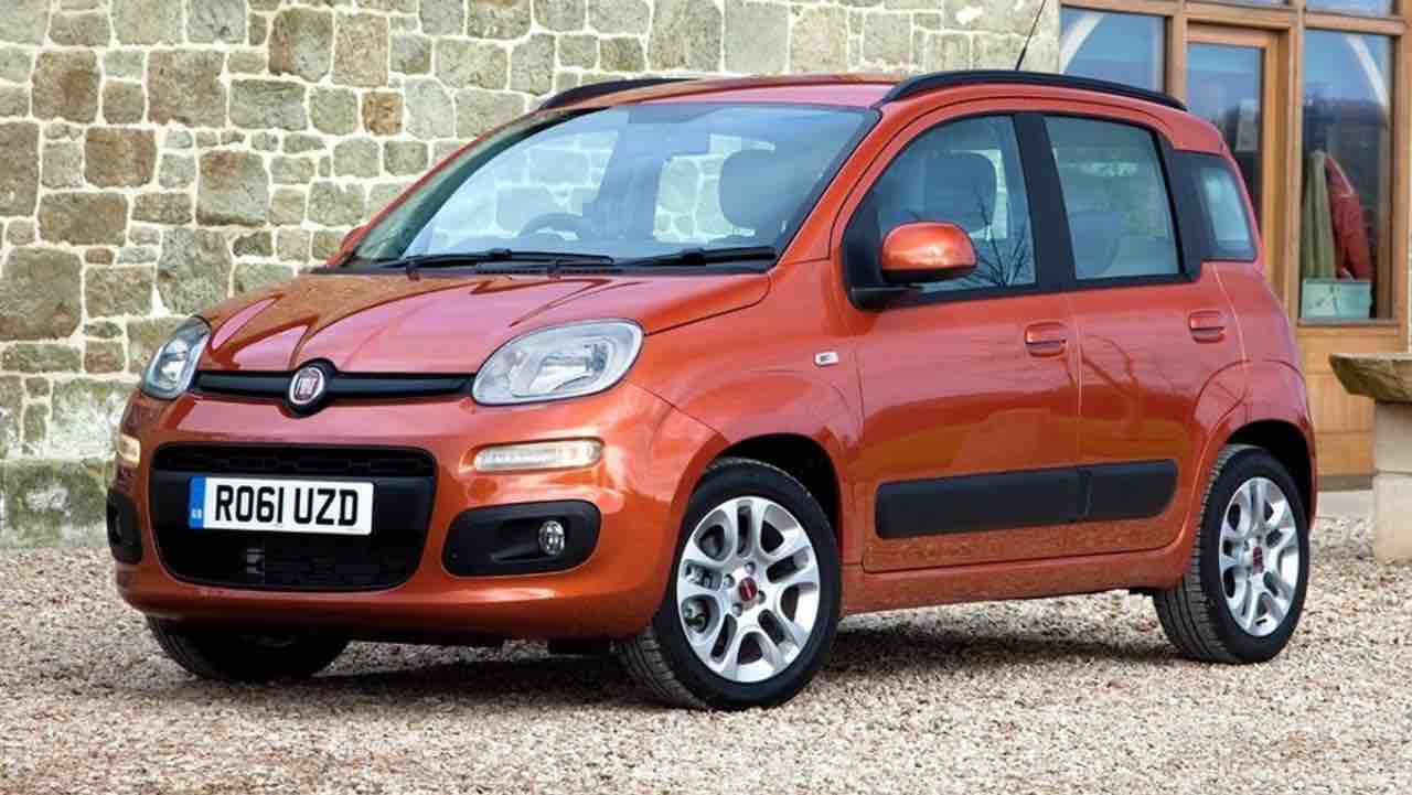 Un'occasione unica: l'annuncio del Pandino giallo "bannato" dal portale