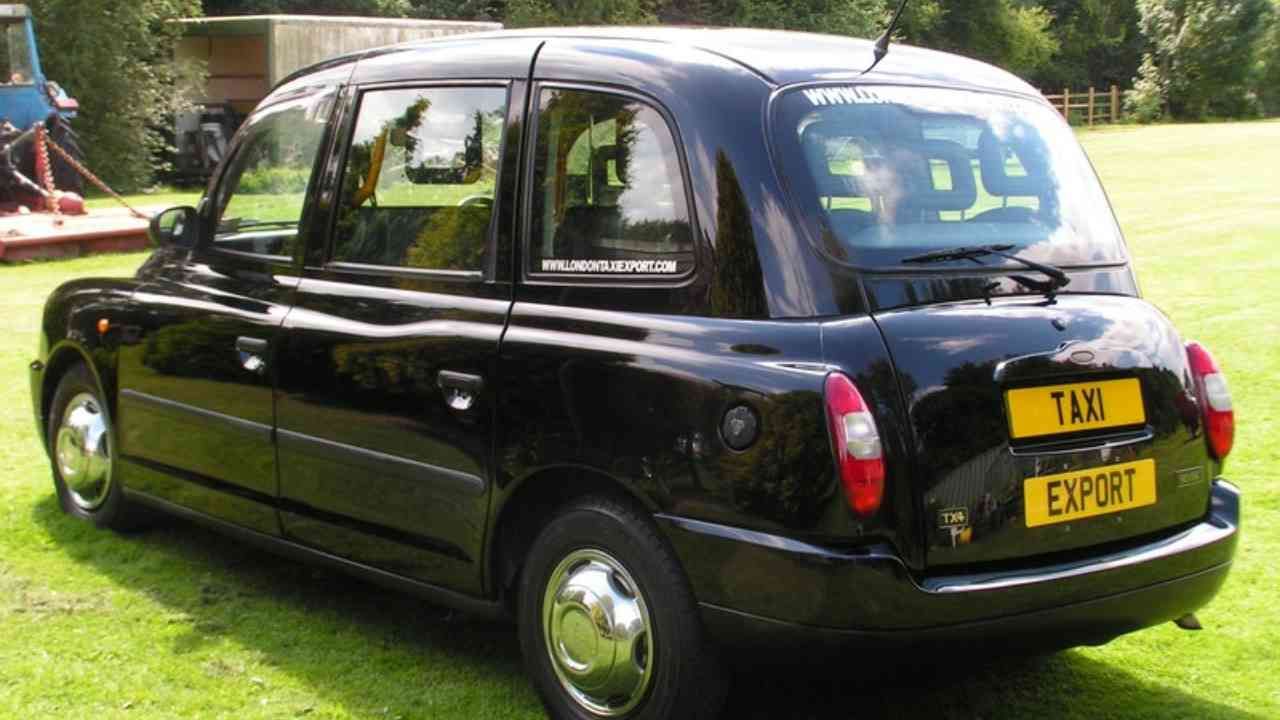 La collezioni più "British" che avete mai visto è in vendita | Quello ...