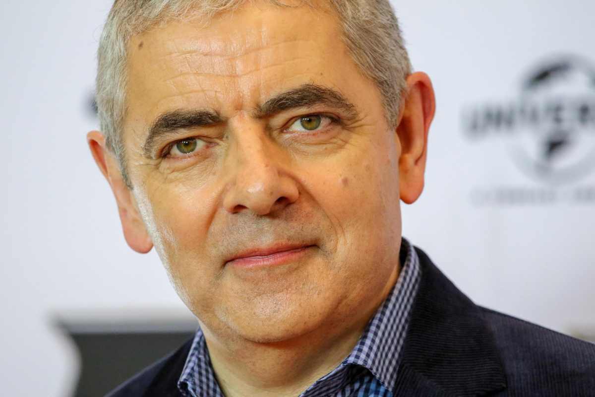 Rowan Atkinson, chi di voi conosce il garage di Mr. Bean? La collezione ...
